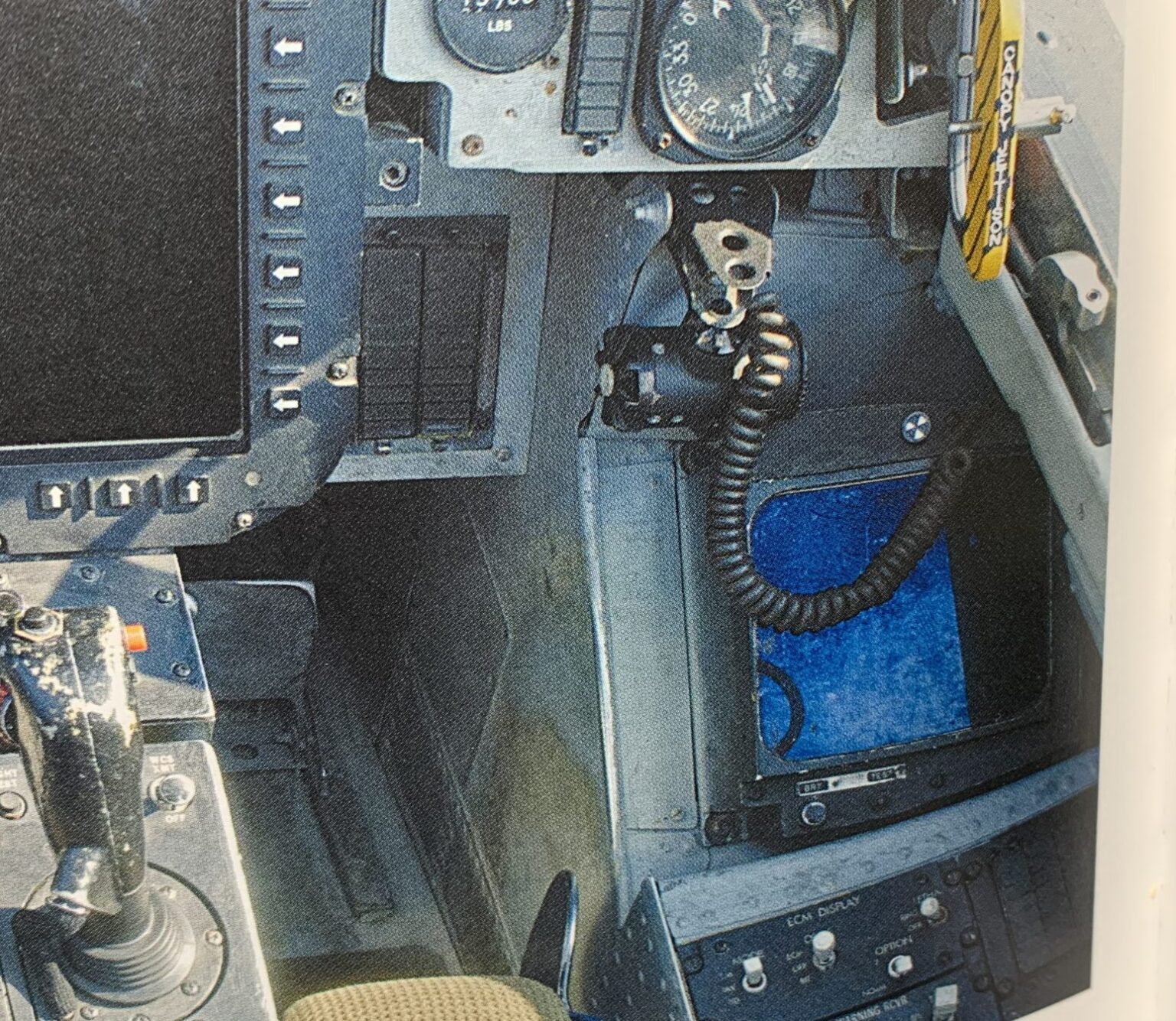 タミヤ 1/48 F-14D（F-14Bに改造）製作記 | JUNSANのミニチュア航空博物館